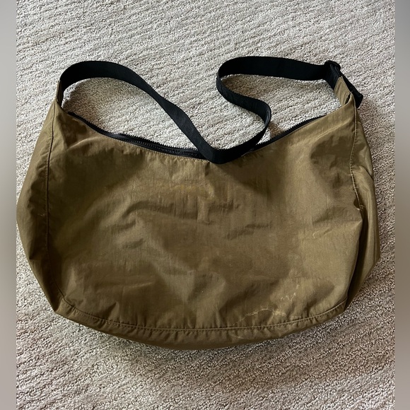 BAGGU | Bags | Baggu Large Nylon Crescent Bag | Poshmark